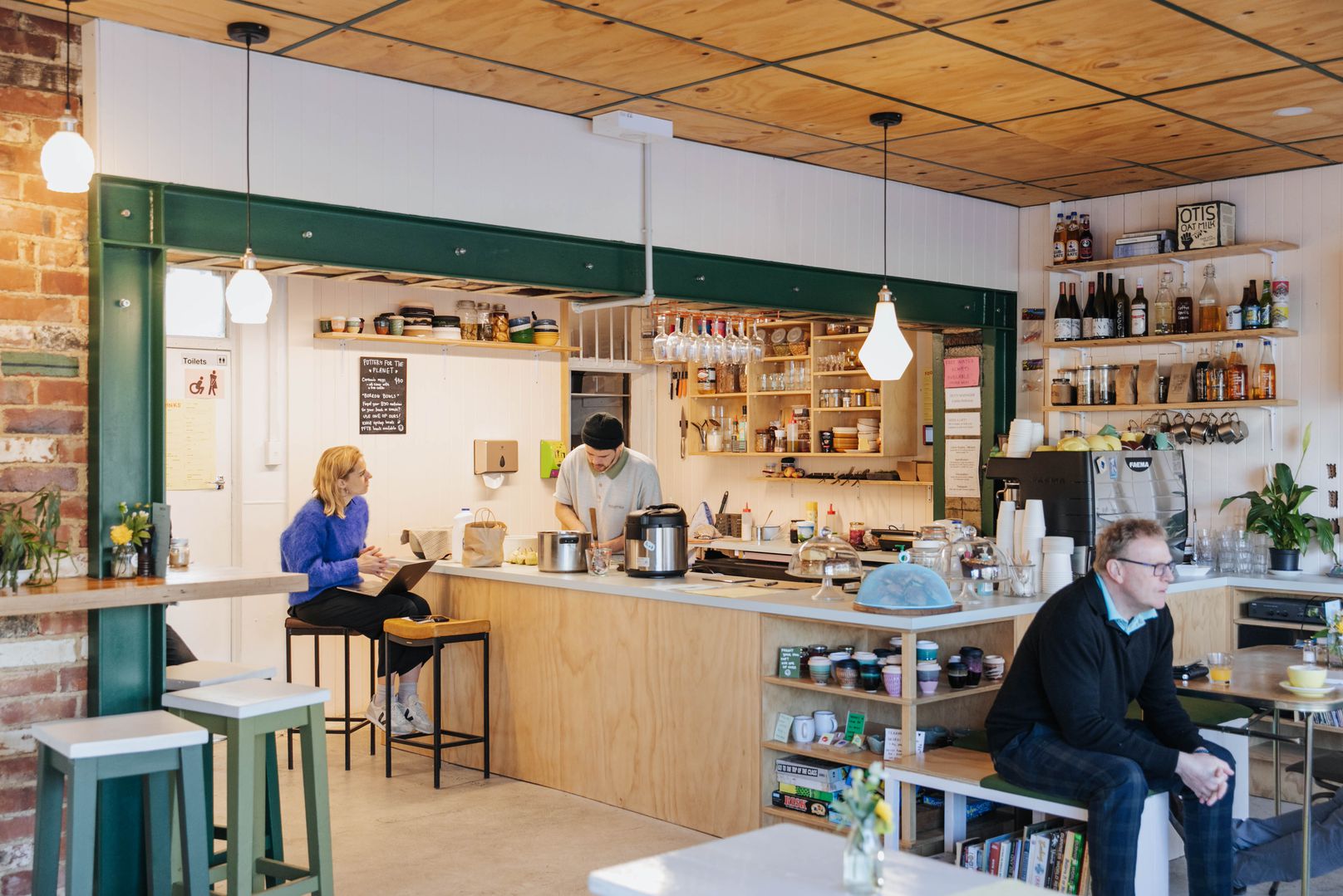 Josh Thomas's Guide to Dunedin I Neat Places