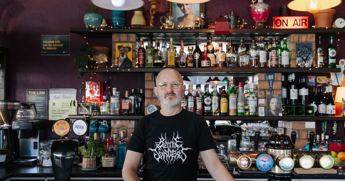 Josh Thomas's Guide to Dunedin I Neat Places